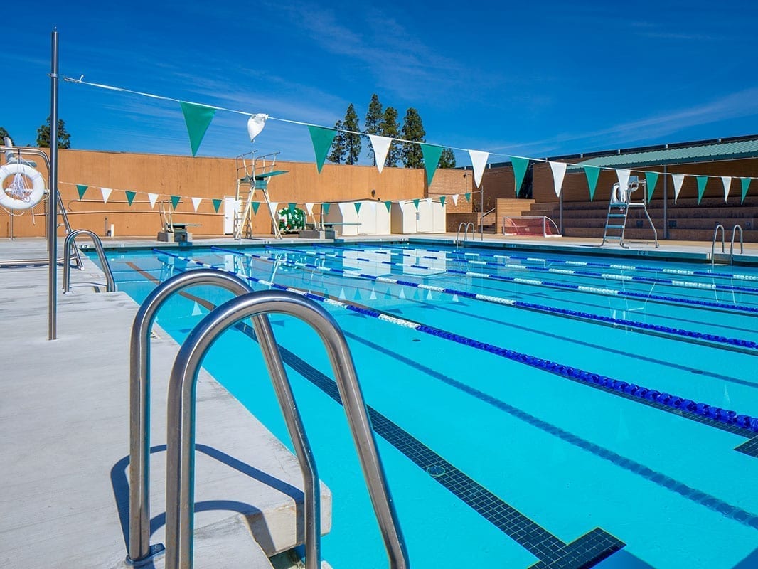 Grossmont College Competition Pool - California Waters
